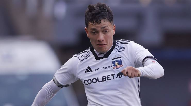 Zavala marcó un golazo y Colo Colo ganó otra vez