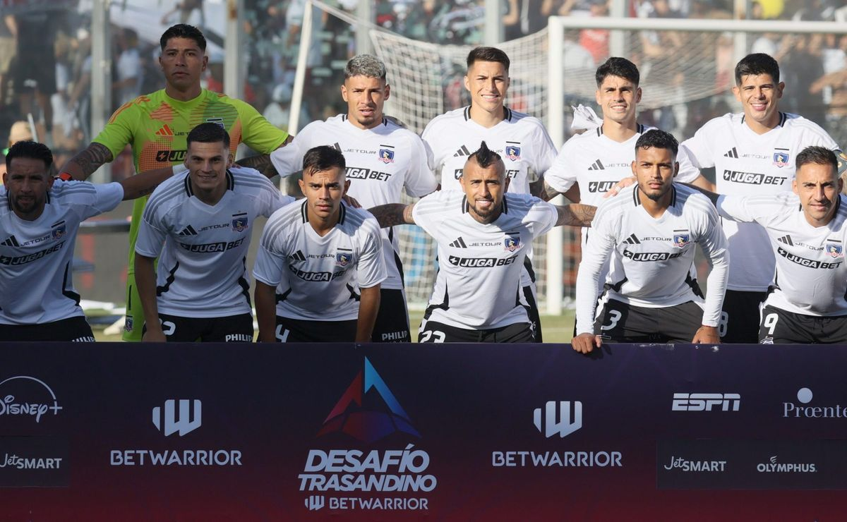 Colo Colo presenta su plantel oficial 2025